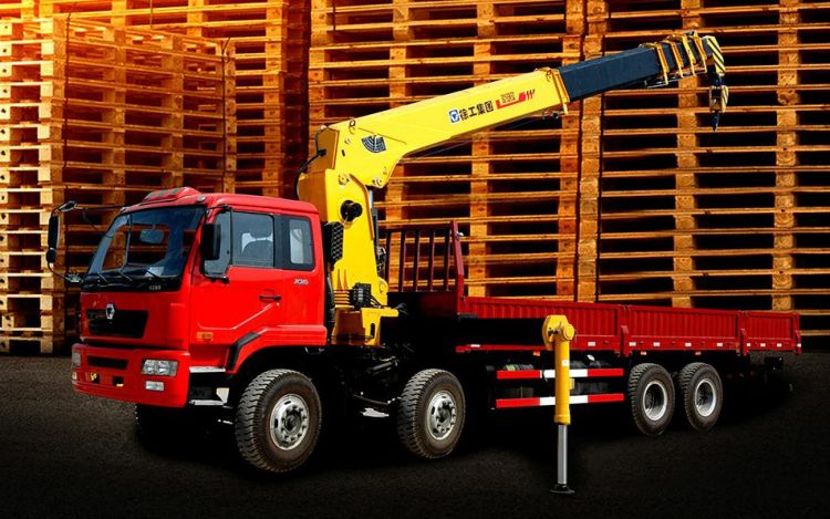 XCMG Official 5 Tonne Truck Mounted SQ5SK3Q with Hydraulic Arm Crane, MACHMALL