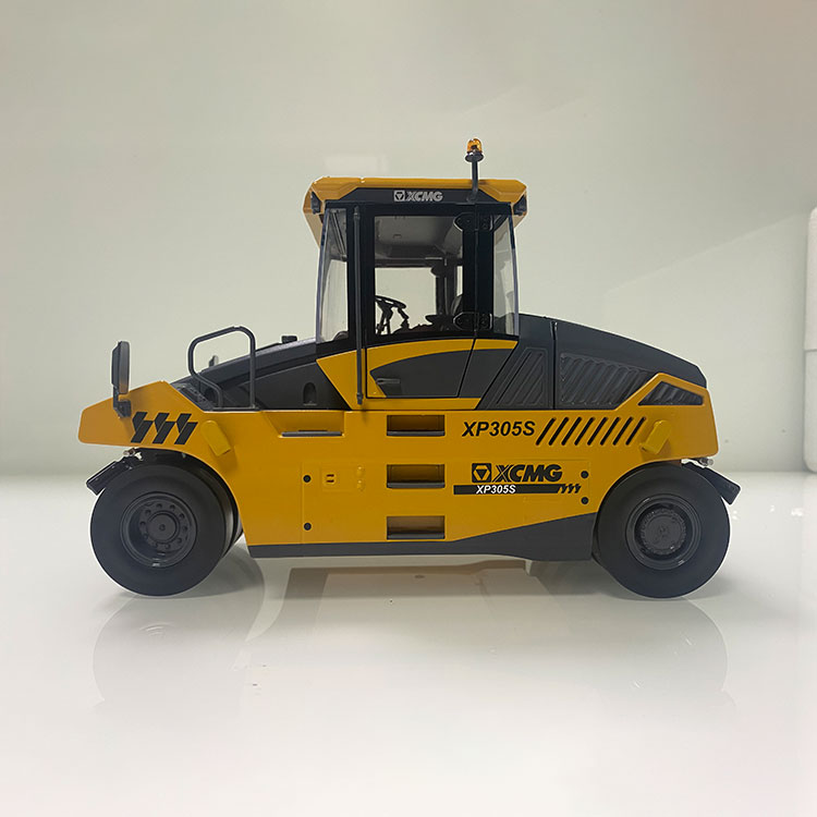 XCMG Road Roller XP305S Alloy Diecast Model, MACHMALL