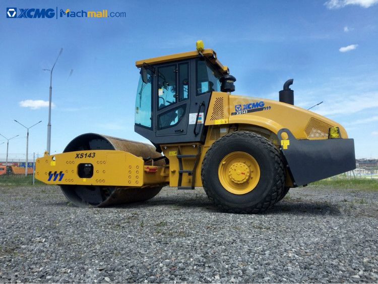 14 ton XCMG vibratory road roller XS143 for sale, MACHMALL