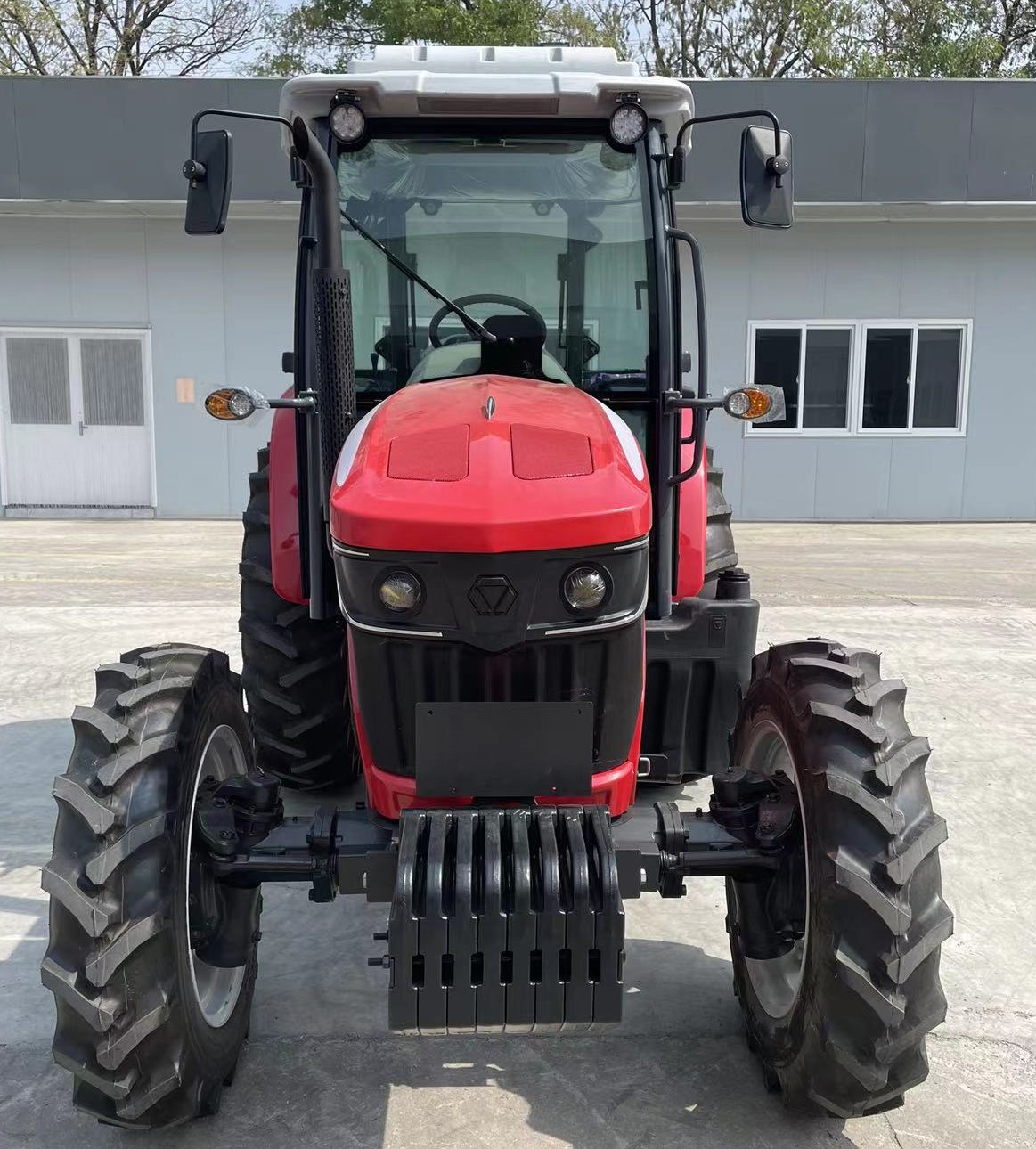 XCMG 4D series XT804 wheeled tractor for sale, MACHMALL