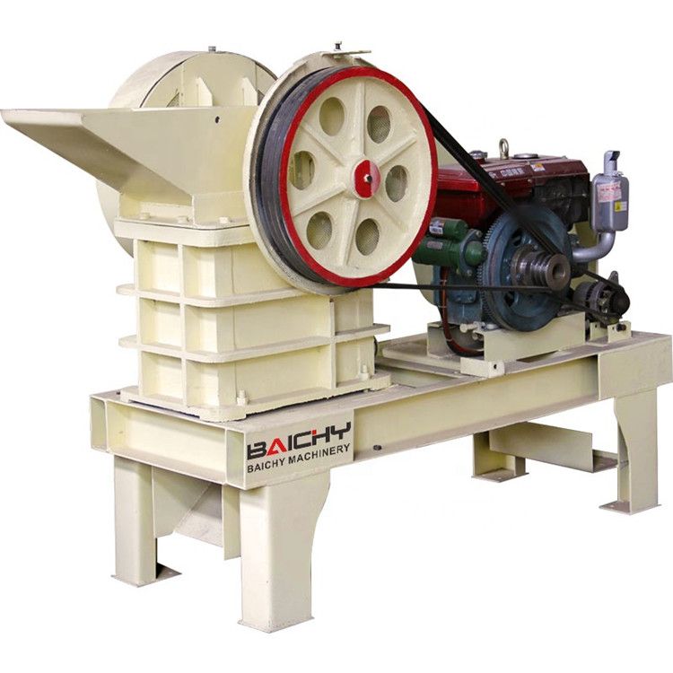 Small Mobile Crusher Hammer Mill Crusher Machine, Mining Gold Ore ...