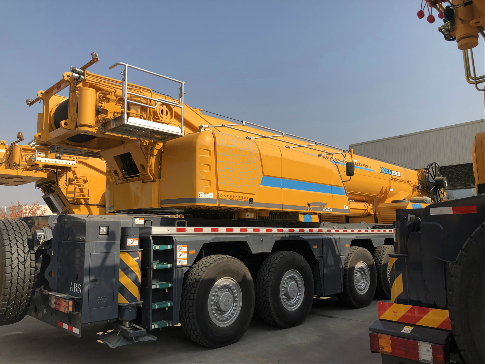 2022 Hot Sale Best Price China Brand 300 ton all terrain mobile crane ...