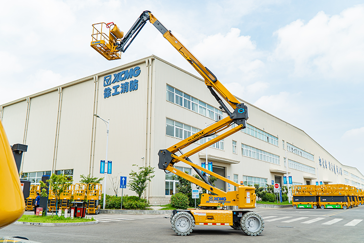 XCMG 20m Crank Mobile Articulated Towable Trailer Lift Platform XGA20AC ...
