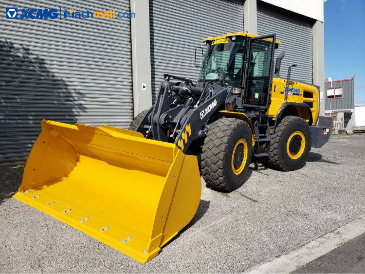 XCMG 4 ton 5 cubic 175hp wheel loader with Cummins engine, MACHMALL