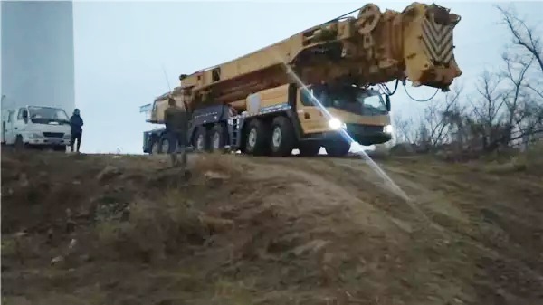 2022 Hot Sale Best Price China Brand 600 ton all terrain mobile crane ...