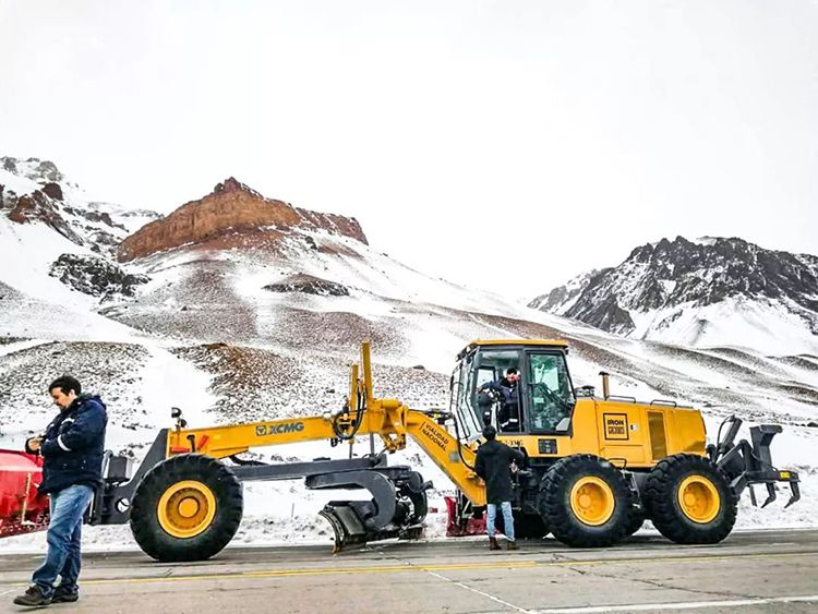 XCMG GR3003 strong 300HP largest motor graders machine, MACHMALL