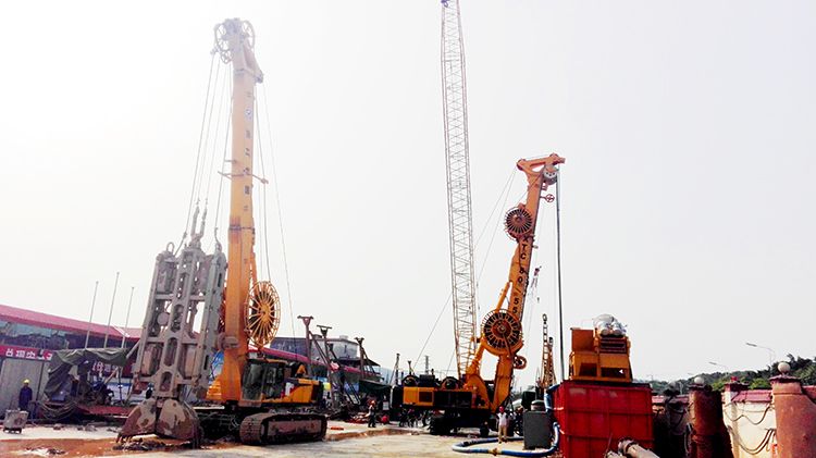 XCMG Trenching Machine 5m Diaphragm Wall Grab Trench Cutter XTC80/55 ...