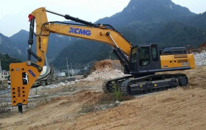 XCMG 50 ton Hydraulic Mining Excavator Machine XE470D for sale, MACHMALL