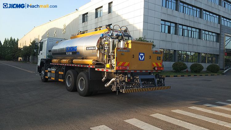 XCMG asphalt sprayer XLS1203 6m width road maintenance 12cbm capacity ...