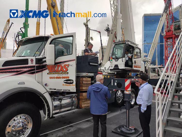 XCMG 40t truck crane XCT40U with US DOT certification price, MACHMALL