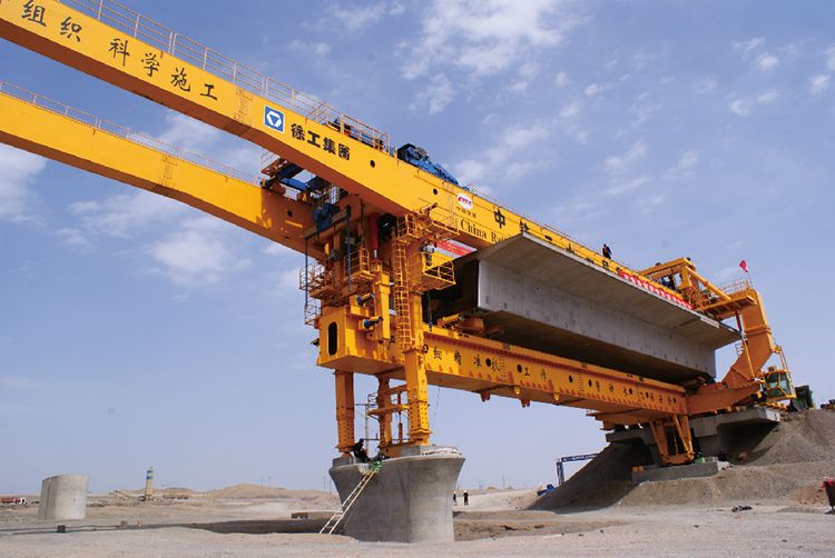 XCMG 180 ton gantry crane TT180 China hydraulic mobile overhead crane ...