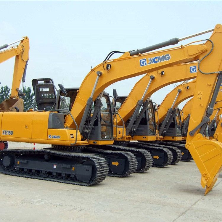 XCMG 15 Ton Excavators Machine XE155D With Excavator Hydraulic Hammer ...