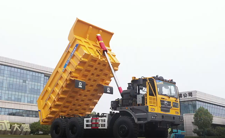 XCMG 100 ton off road widebody dump truck XG105 China new heavy mine ...