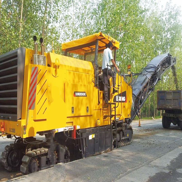 XCMG official 2m cold planer machine XM200E mini road milling machine ...