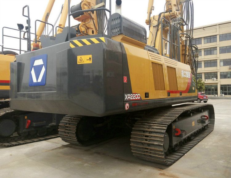 XCMG Official 67 Meter Rotary Drilling Rig XR220D China Hydraulic ...