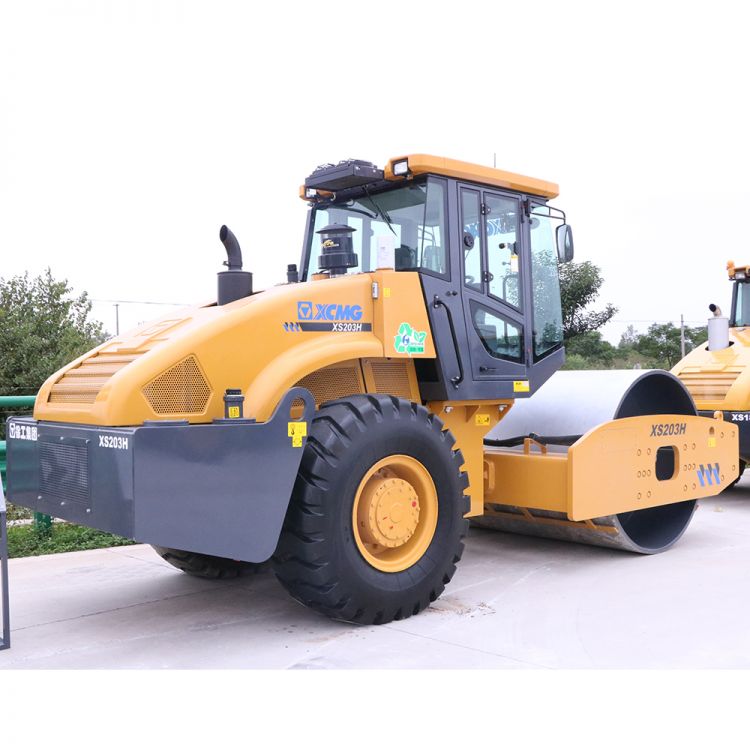 XCMG official 20 ton vibrating road compactor XS203H for sale, MACHMALL