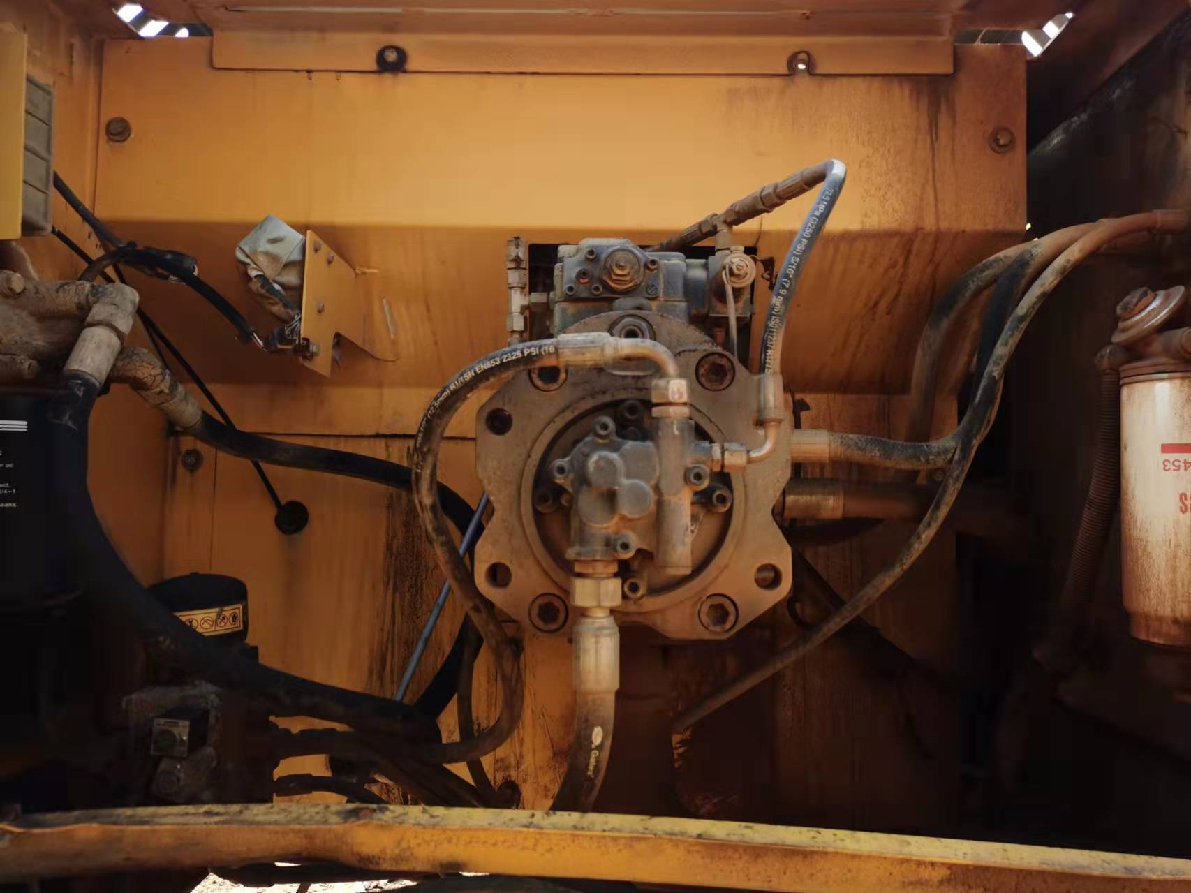 XCMG Official 2014 Used XE370CA Big Hydraulic Excavator Chinese 37 Ton ...