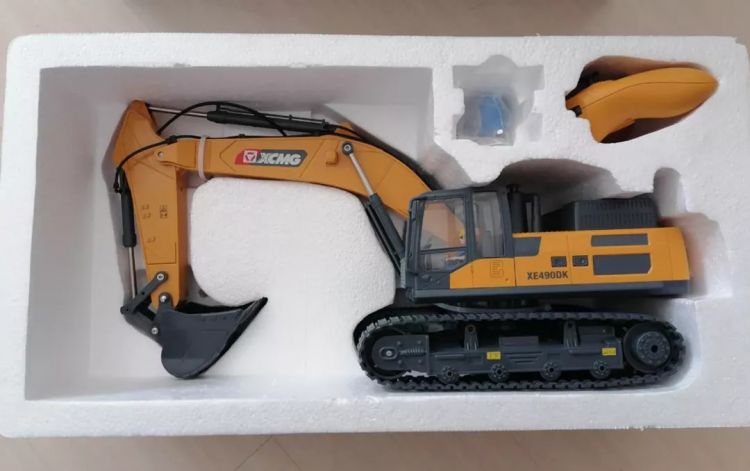 XCMG New Excavator Model XE490DK Crawler Excavator For Sale, MACHMALL