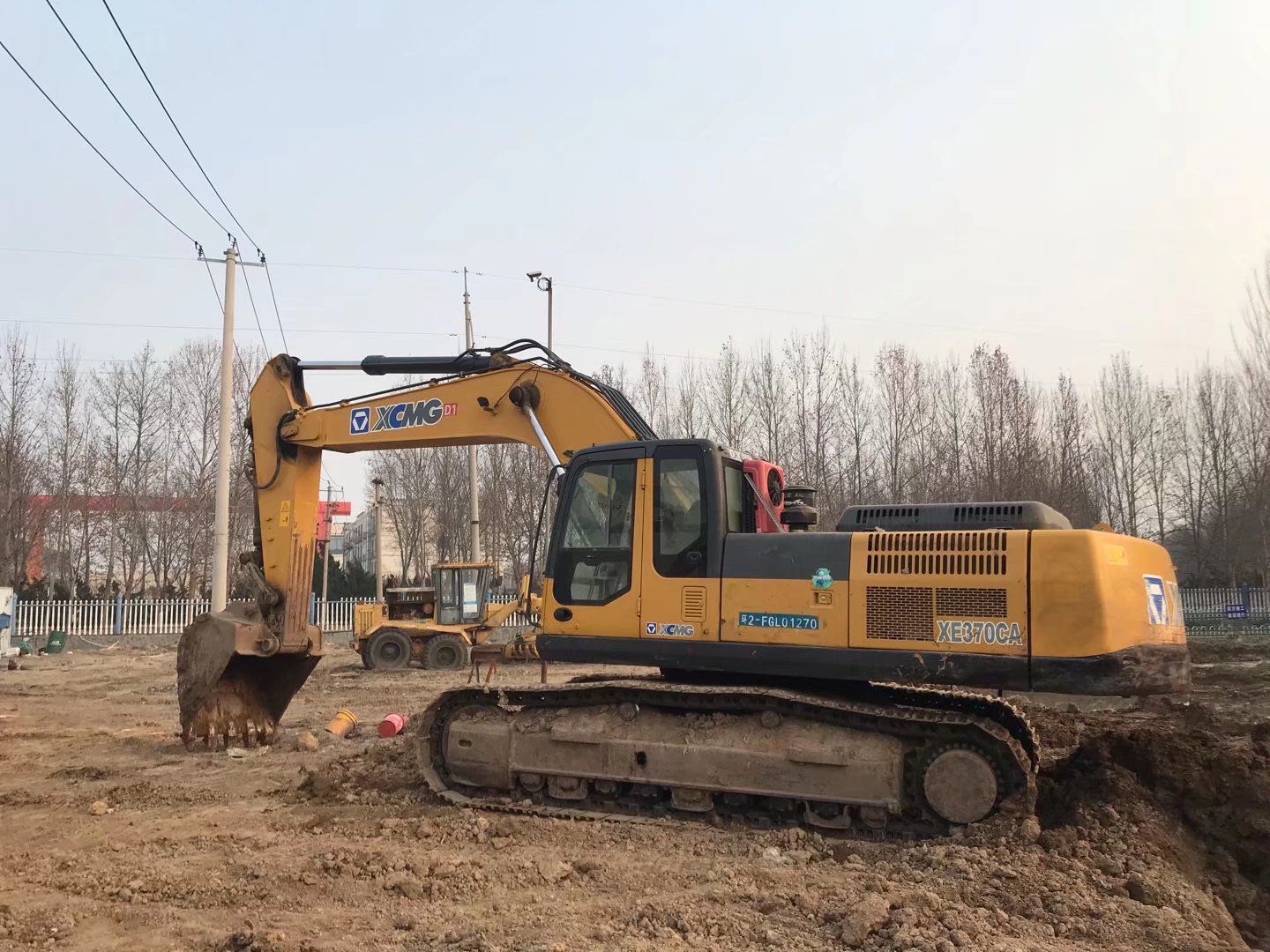 XCMG Official 2015 Used XE370CA large crawler excavator price for sale ...