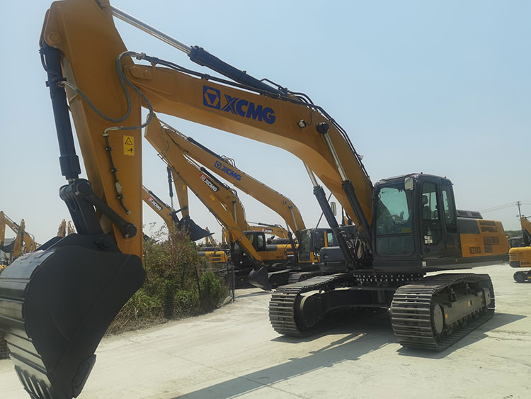 XCMG reconditioned 37 ton excavator XE370CA for sale, MACHMALL