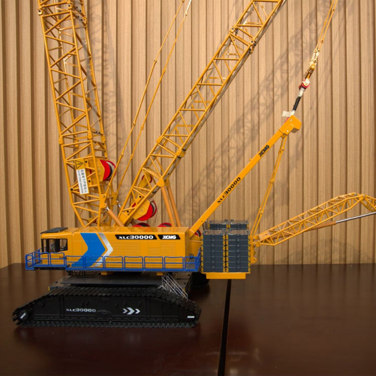 XCMG XLC30000 Crawler Crane 1/50 Alloy Diecast Model, MACHMALL