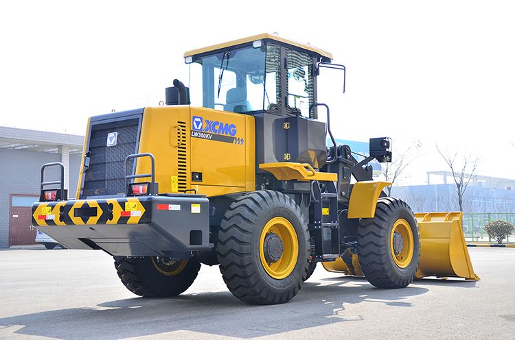 XCMG 3 ton small payloader LW300KV for sale, MACHMALL