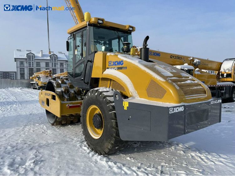 XCMG 14 tons soil compactor roller pad foot XS143JPD price, MACHMALL