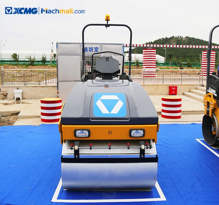XCMG 3 ton road construction equipment vibrating road roller XMR303S ...