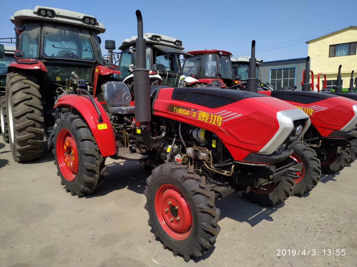 China Factory Supply 60HP 4WD Mini Garden Orchard Agricultural farm ...