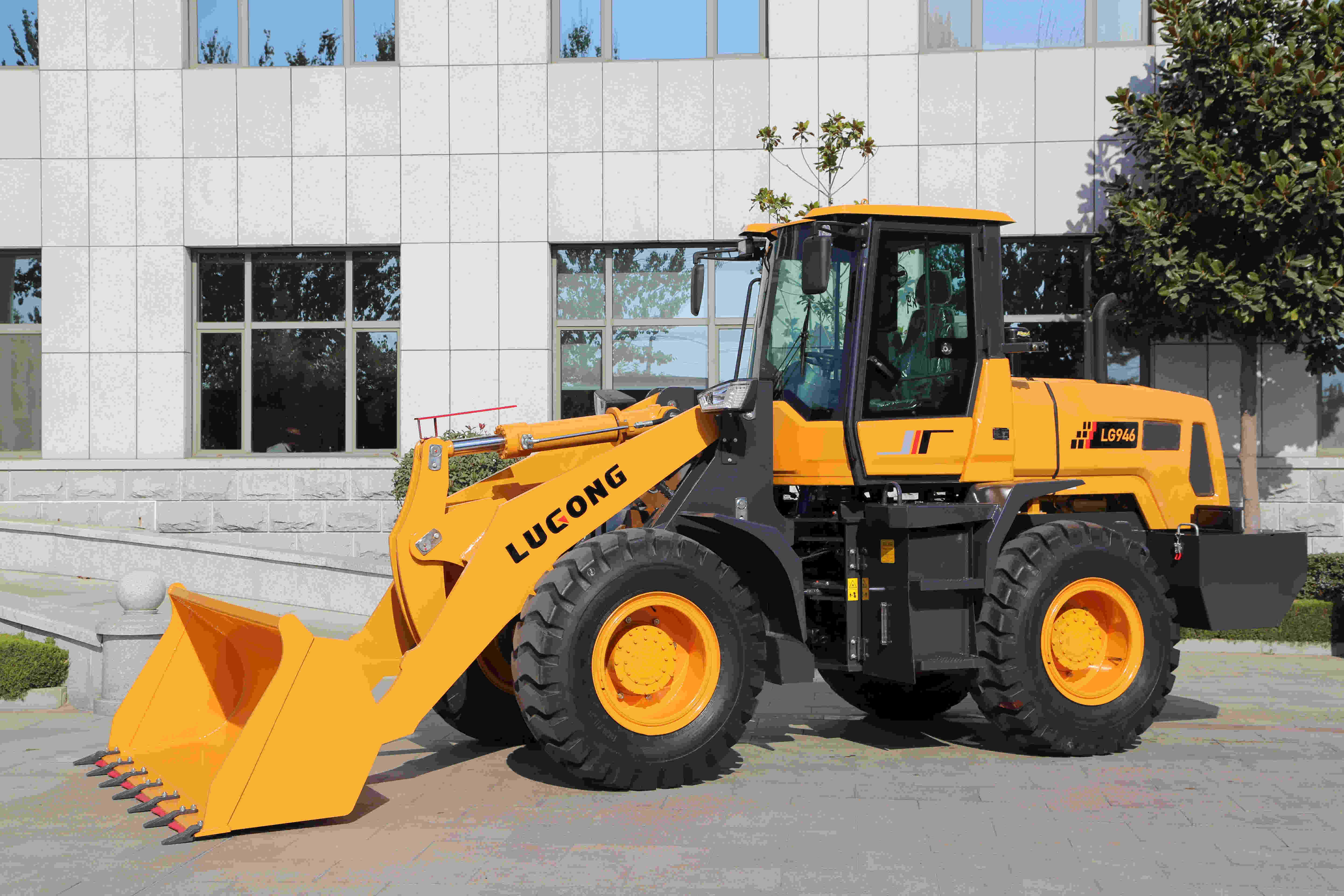 LUGONG LG946 Small Wheel Loader For Agriculture For Sale, MACHMALL