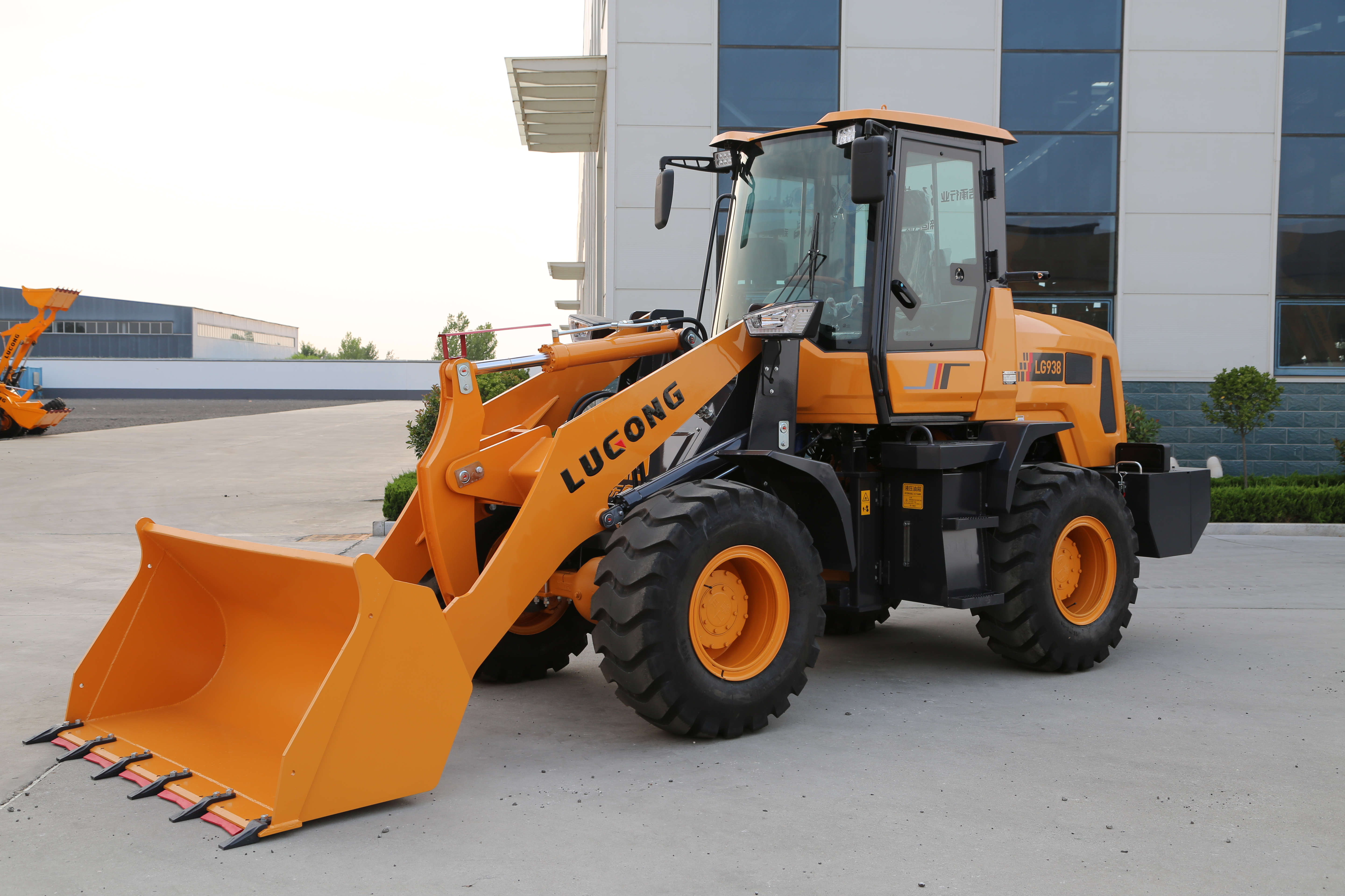 LUGONG LG938 Compact Wheel Loader Front Loader China loader big hub ...