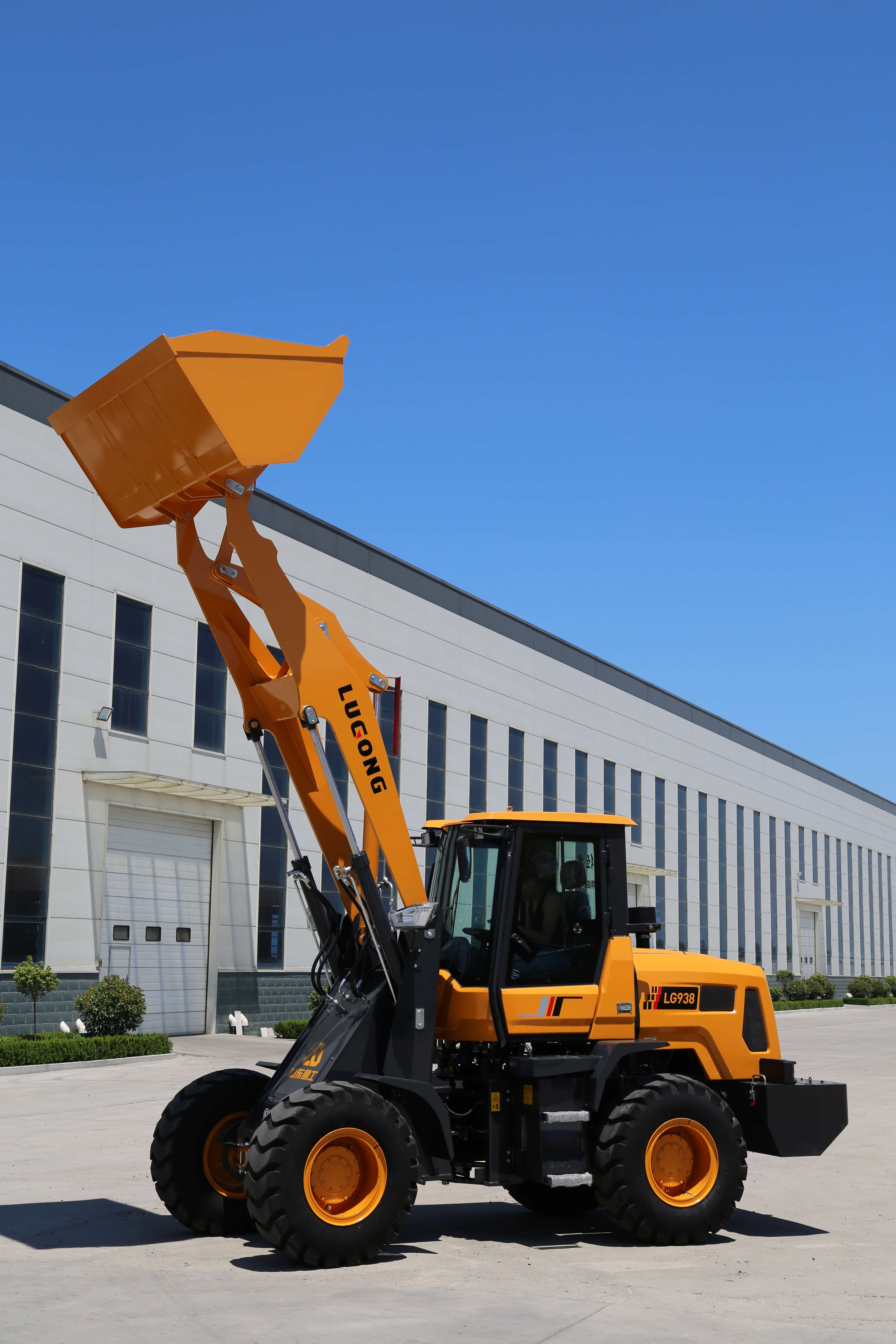LUGONG LG938 Compact Wheel Loader Front Loader China loader big hub ...
