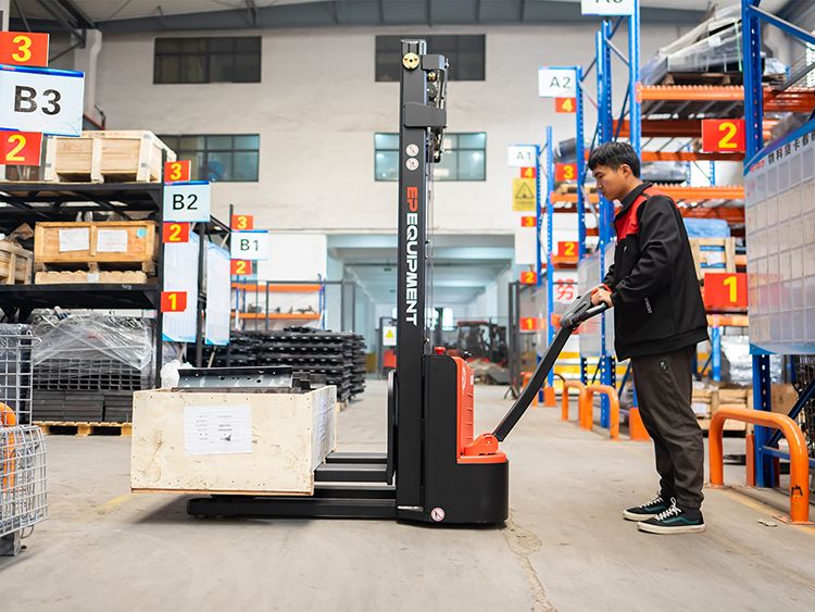 EP 1 ton electric stacker use in small warehouses light application ...