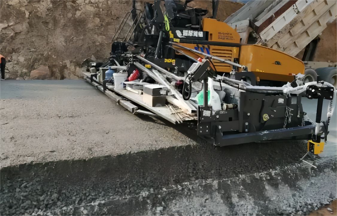 XCMG RP1855 Stone Used Asphalt Paver Machines Patio Concrete Paver ...