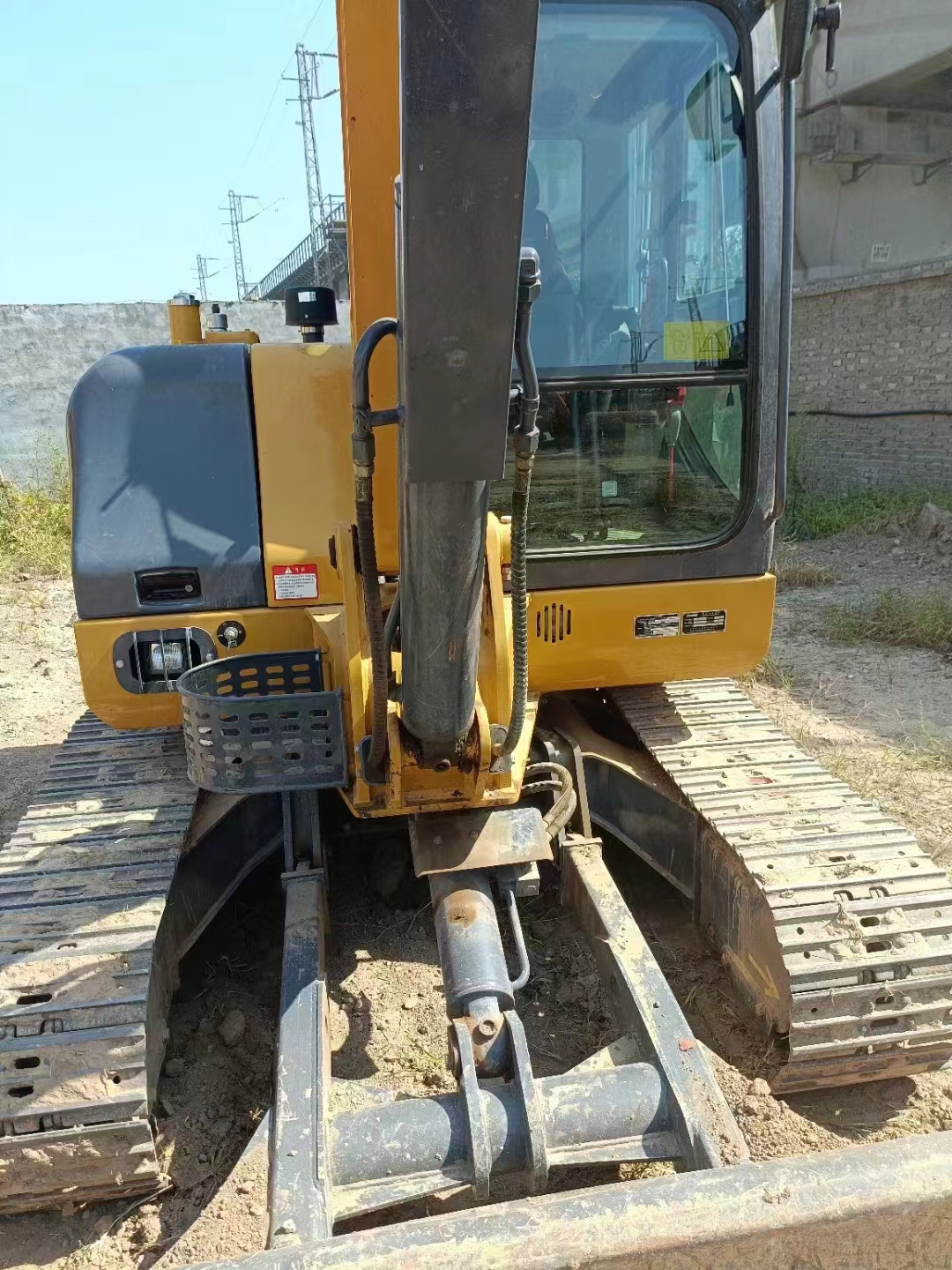 XCMG official Used XE60DA retro 6 ton mid size small crawler excavator ...