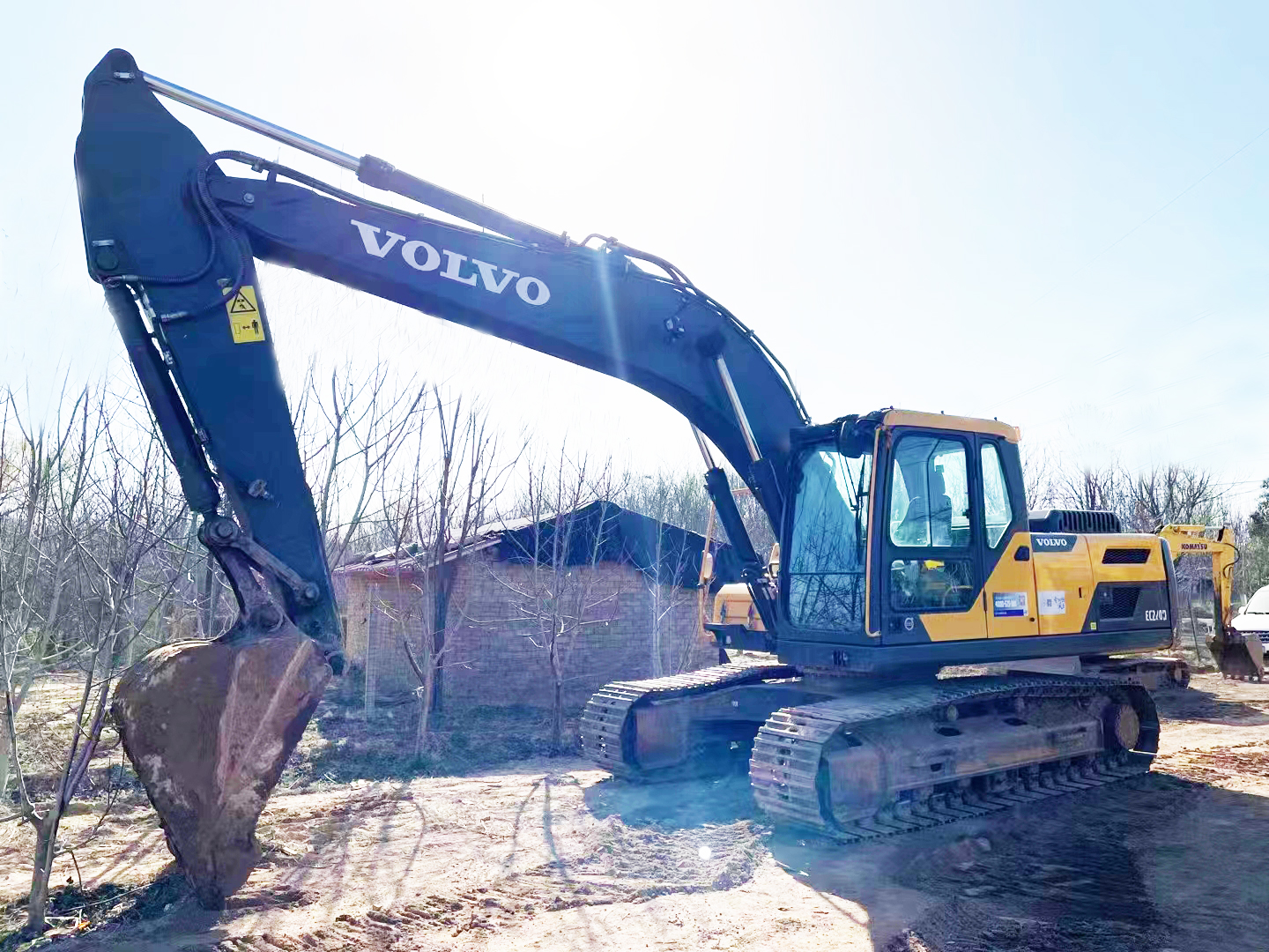 VOLVO EC200 Used Tracked Excavator For Sale, MACHMALL