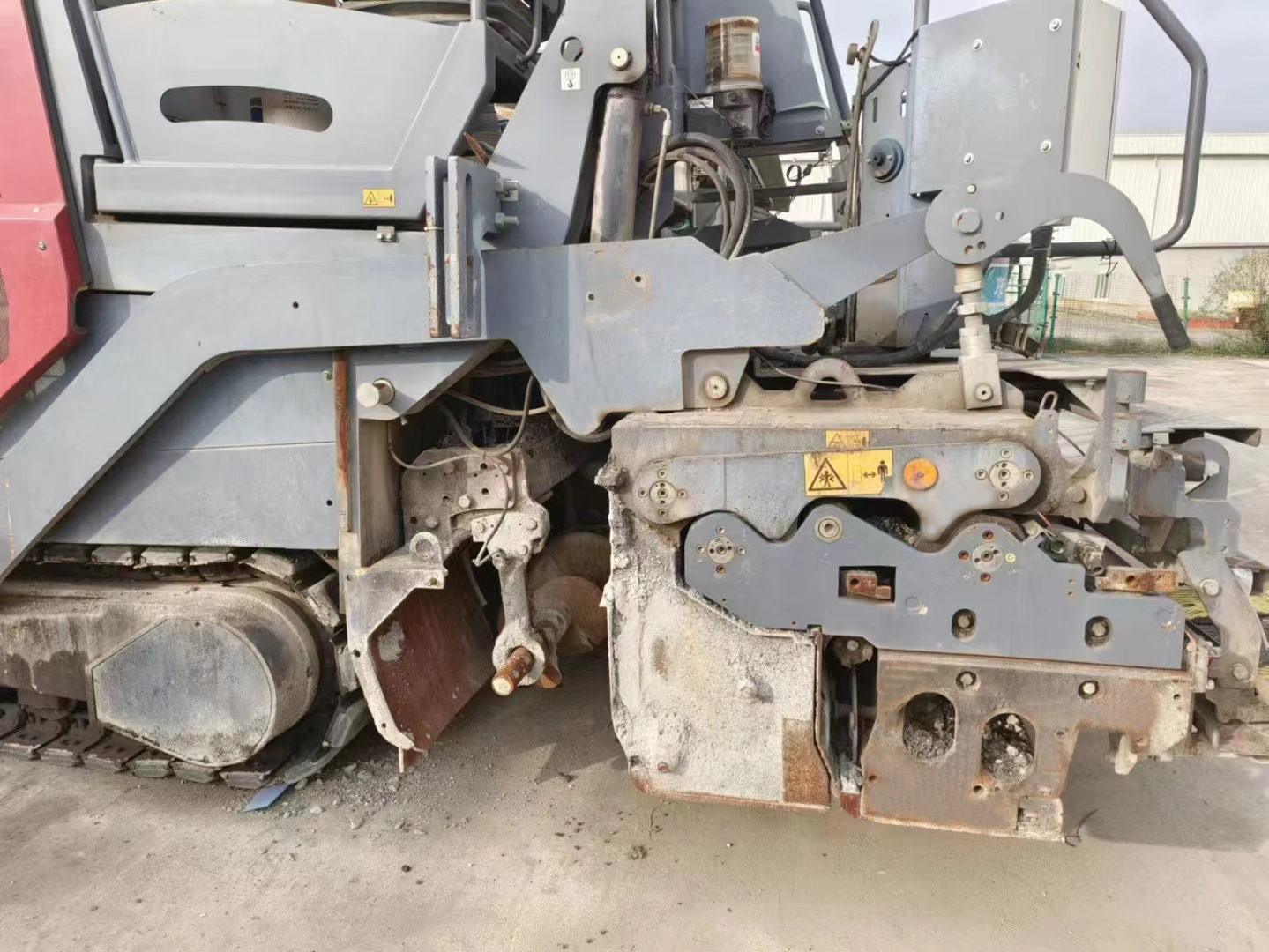 DYNAPAC F3030 Used Asphalt Paver For Sale, MACHMALL