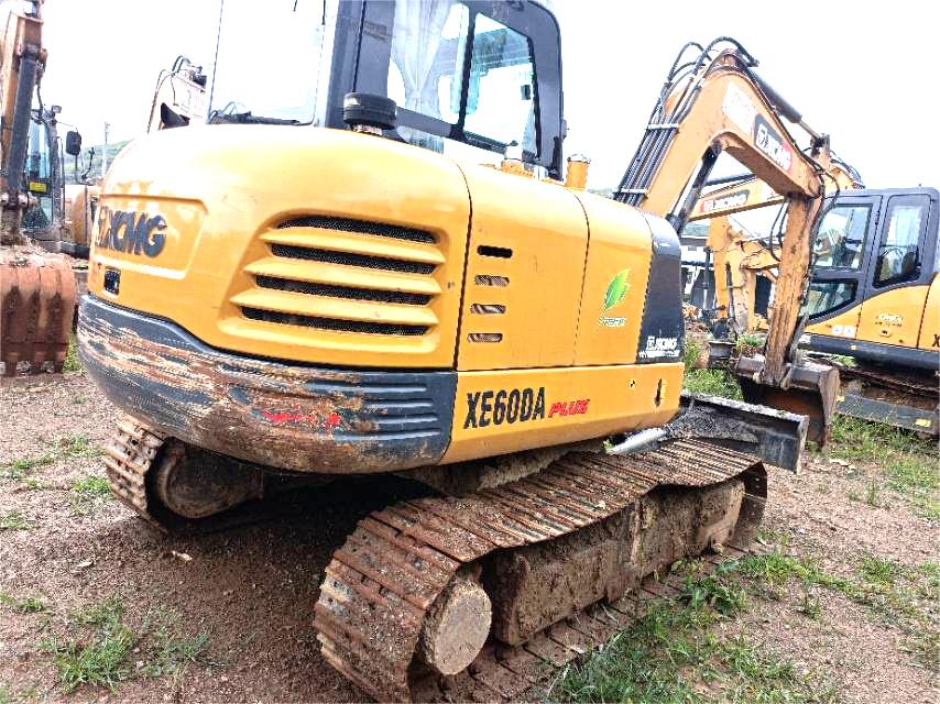 XCMG official 2021 year XE60D second hand crawler excavator for sale ...