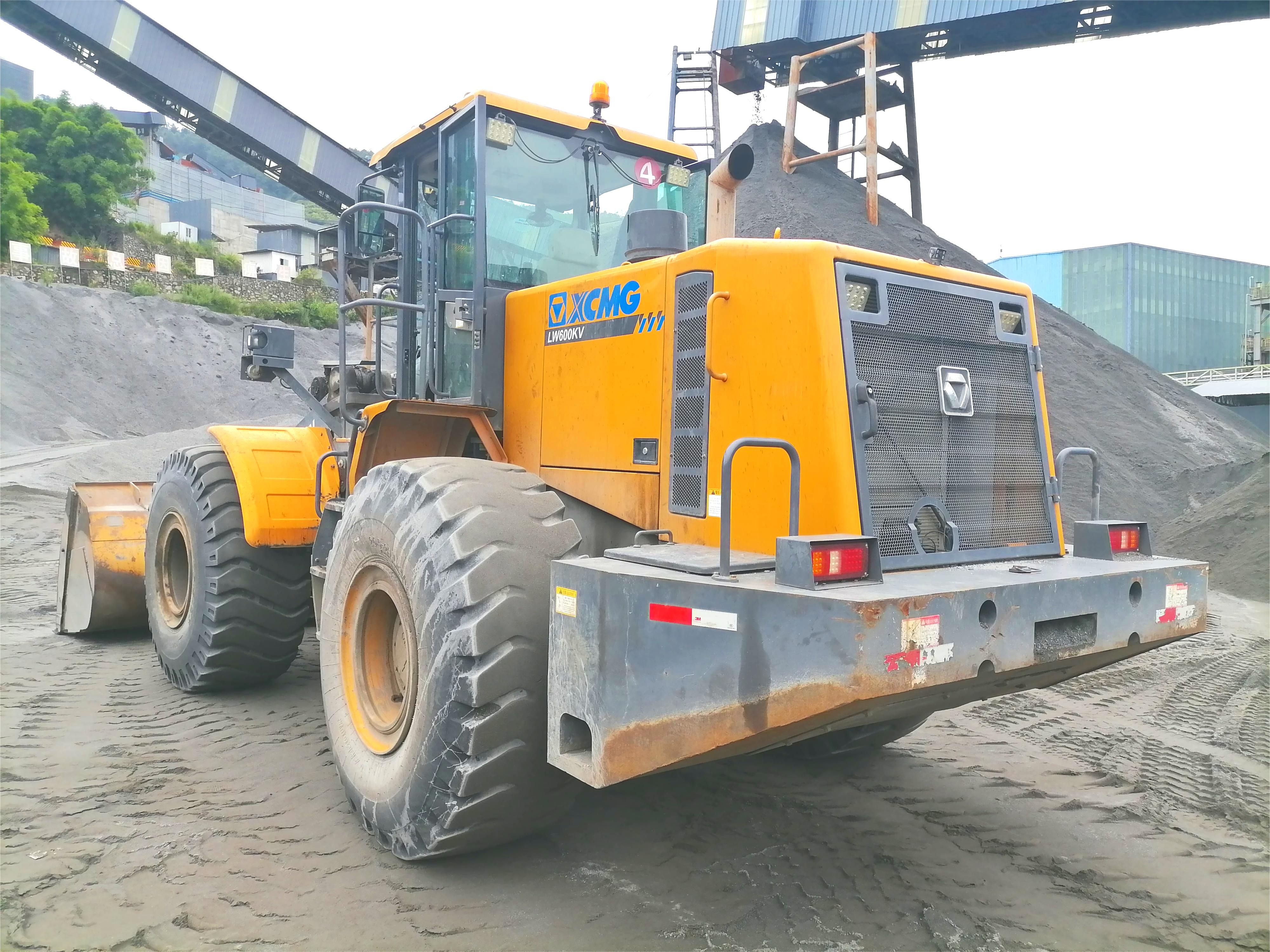 XCMG LW600KV 6 ton Chinese Used front loader wheel loader for sale ...