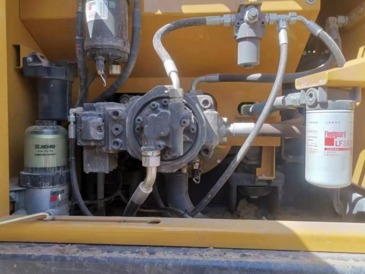 XCMG Official Used 20 ton Crawler Excavator XE215DA for Sale, MACHMALL