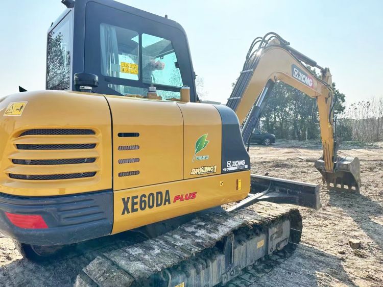 XCMG Official XE60DA Used Mini Excavator Equipment Mini Excavators ...