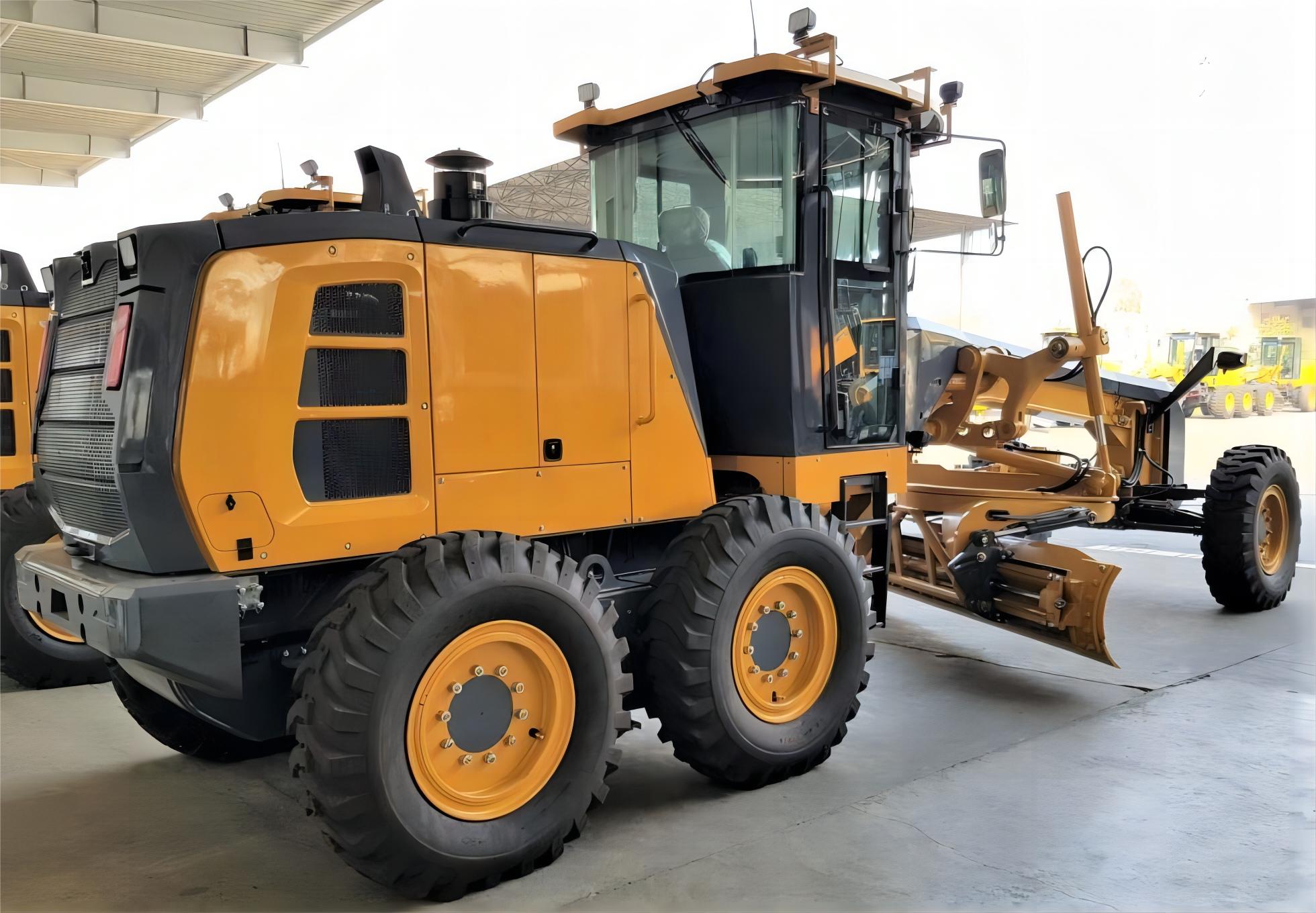 XCMG Official China 260HP Used Road Grader Motor Grader GR2605 In Stock ...