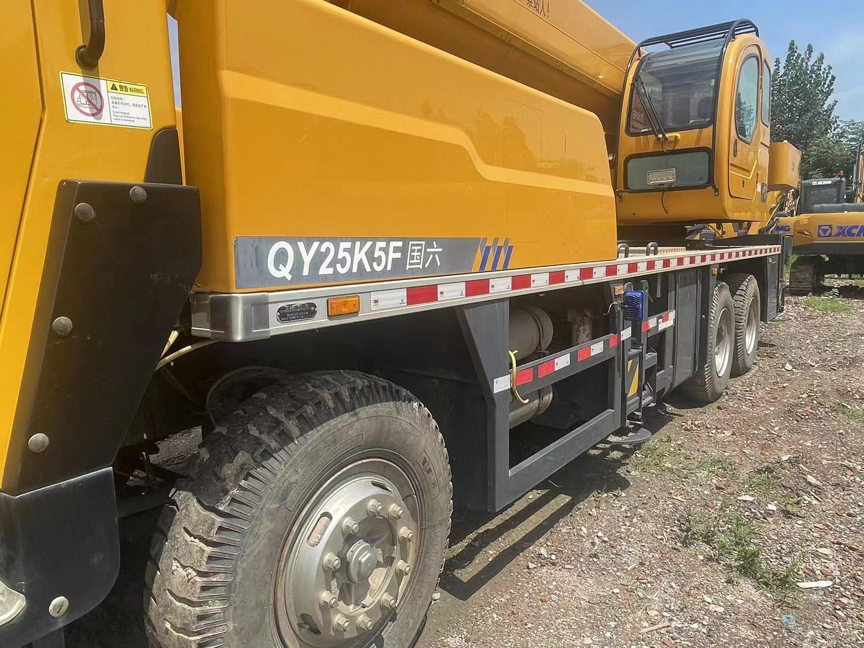 XCMG Official Used Mobile Crane 25 Ton Small Truck Crane QY25K5F for ...
