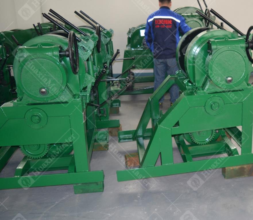 SPJ-300 turntable water well drilling rig, MACHMALL