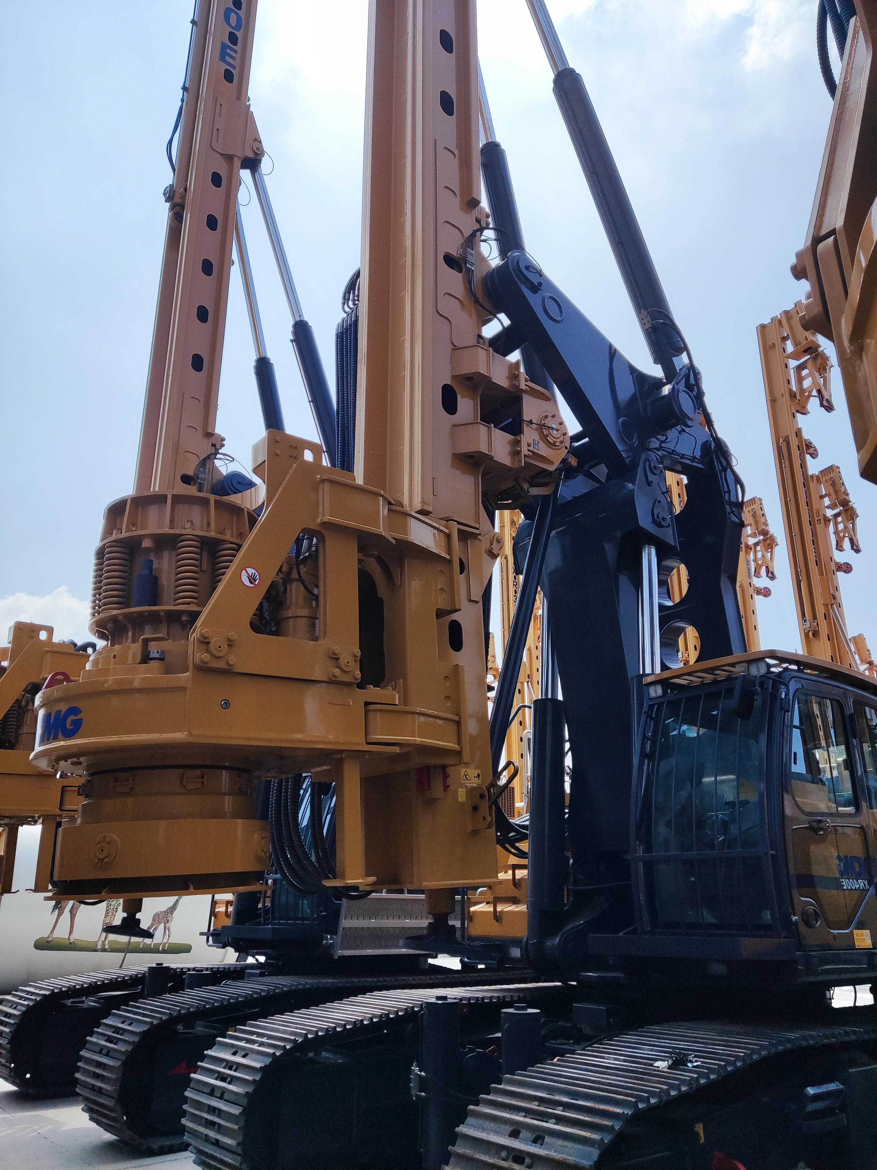 XCMG XR400E rotary drilling rig, MACHMALL