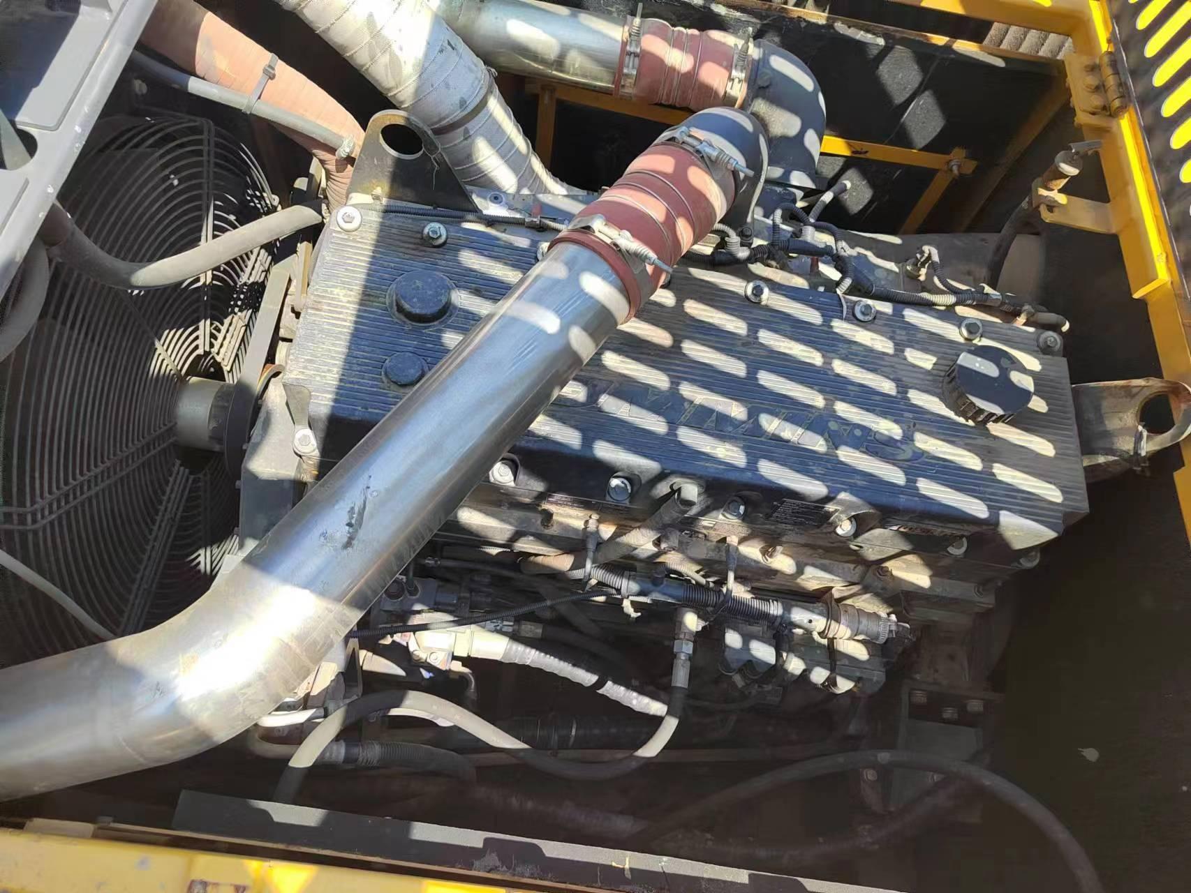 XCMG XR280D rotary drilling rig, MACHMALL