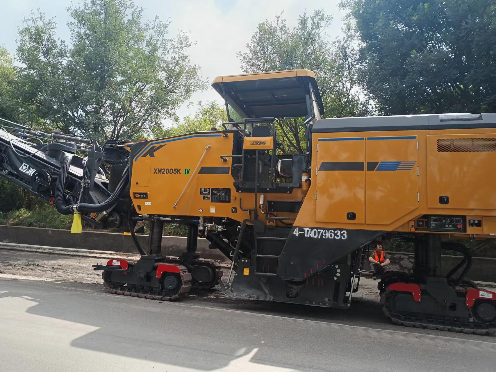 XCMG XM2005K milling machine, MACHMALL