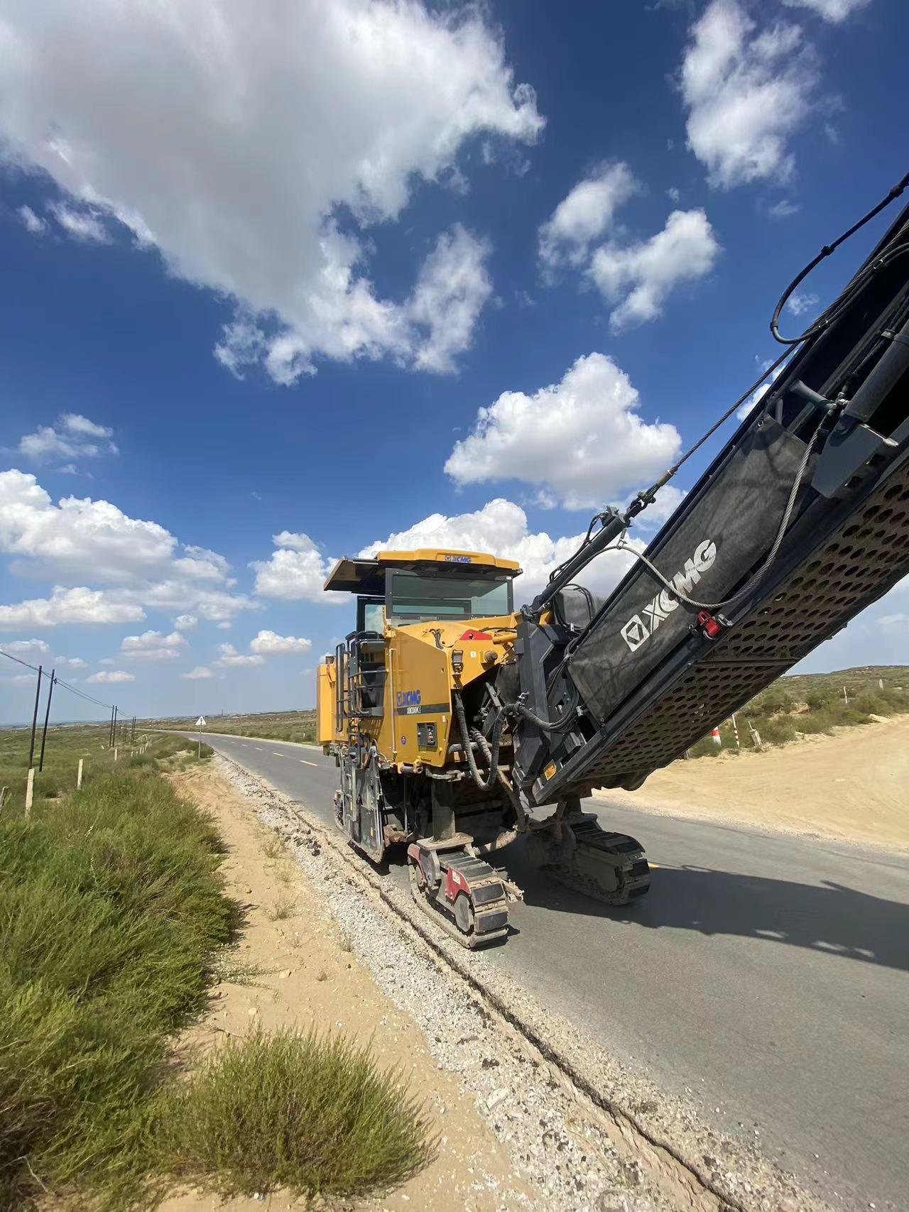 XCMG XM2005K milling machine, MACHMALL