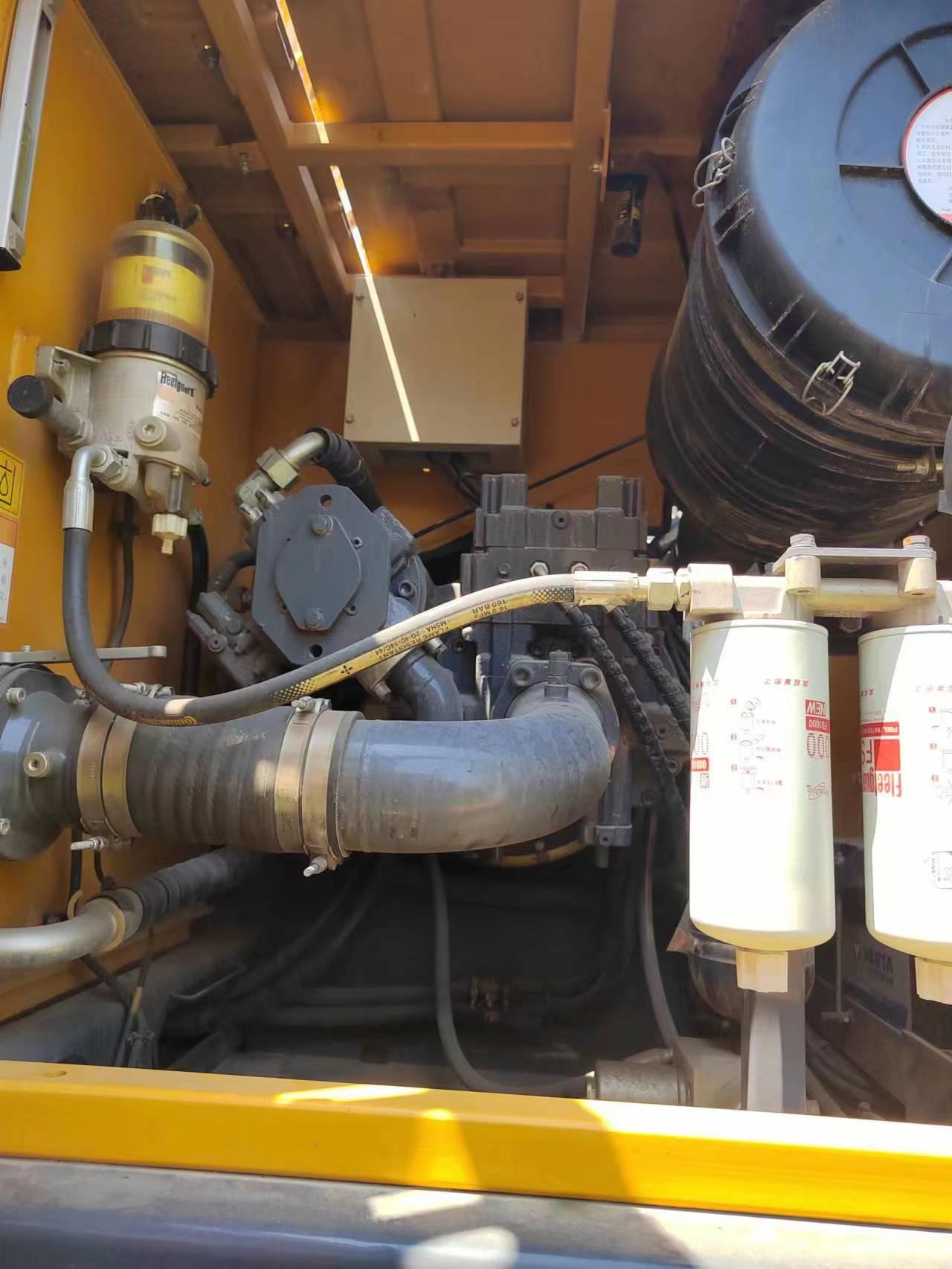 XCMG XR280D rotary drilling rig, MACHMALL