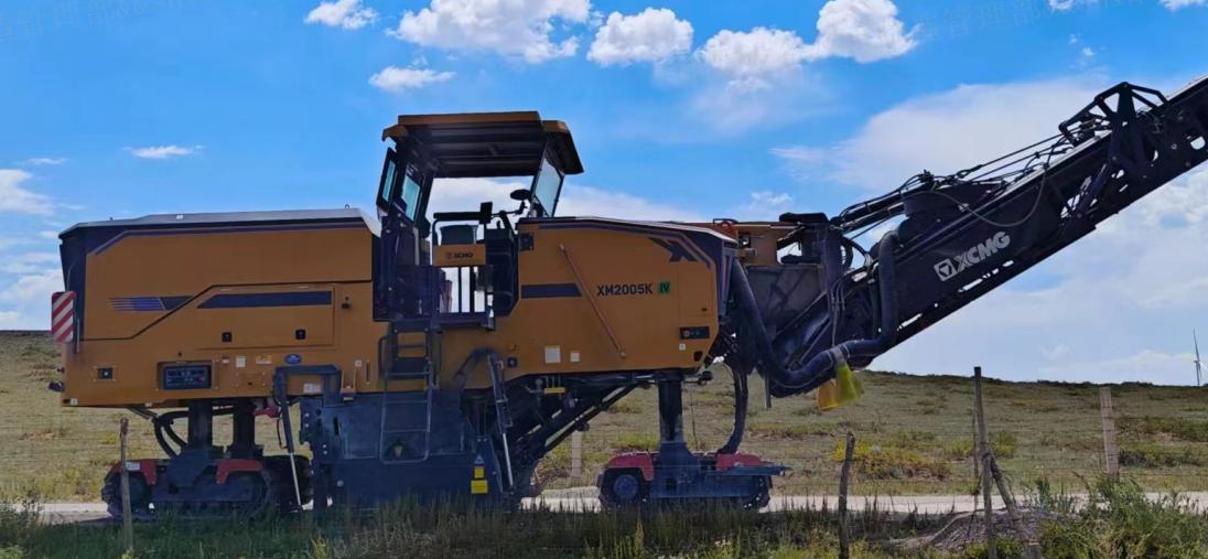 XCMG XM2005K milling machine, MACHMALL